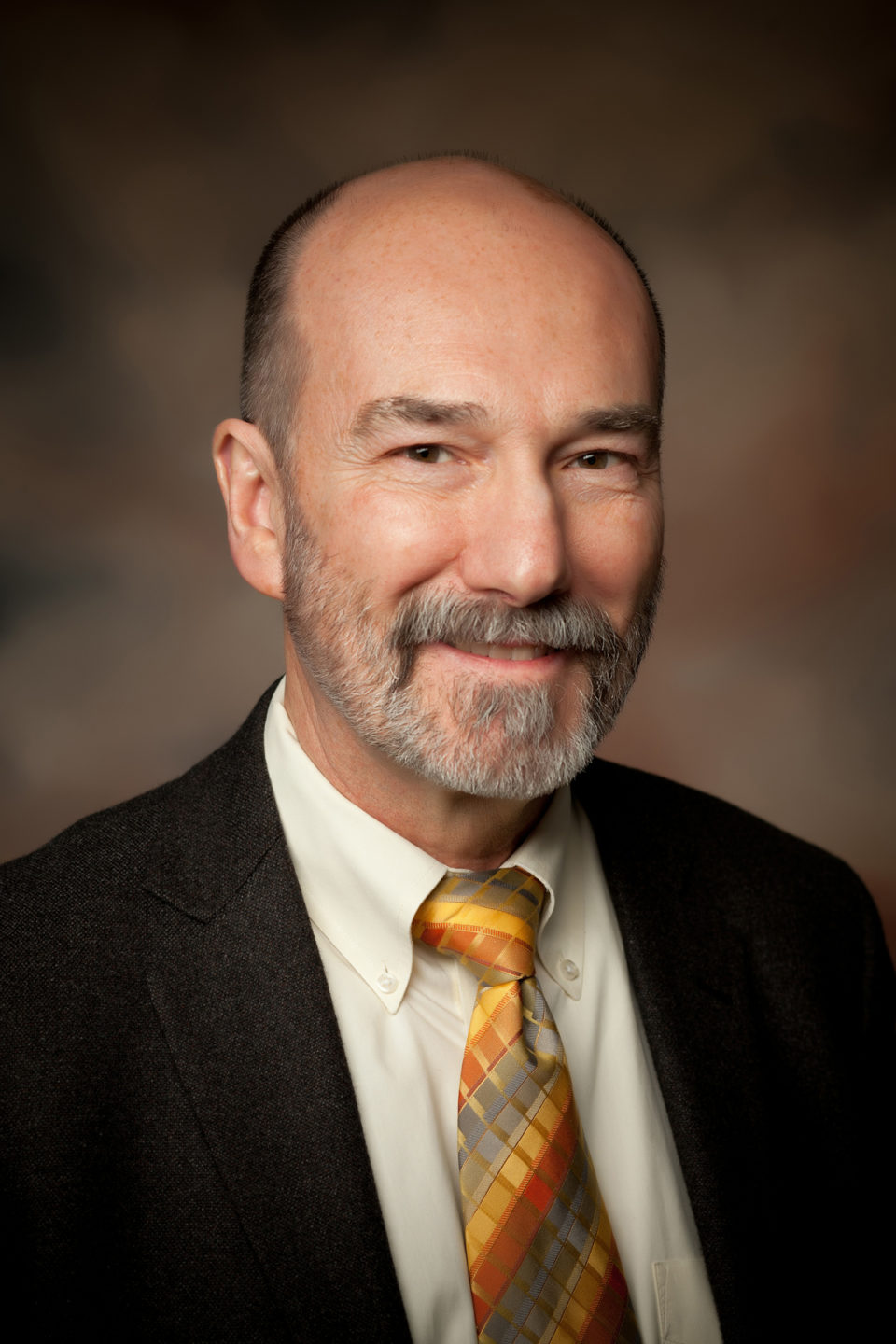 Steve ErkenBrack - Formal Headshot. - HopeWest
